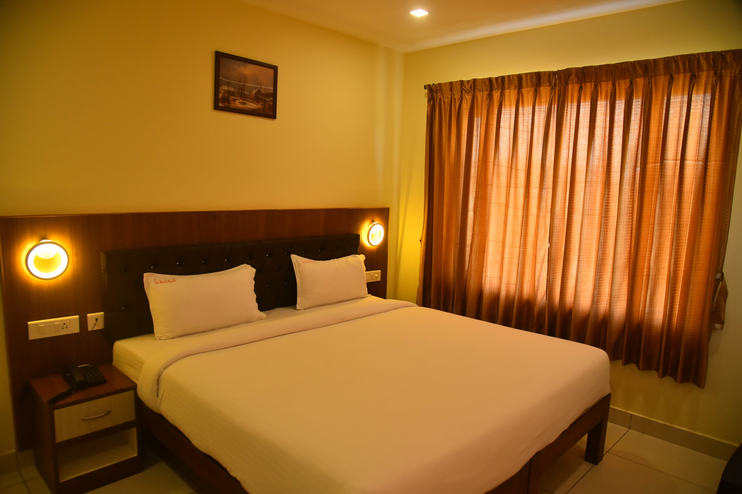 Hotel Booking in Karaikal - DELUXE ROOM - Le Arul Park